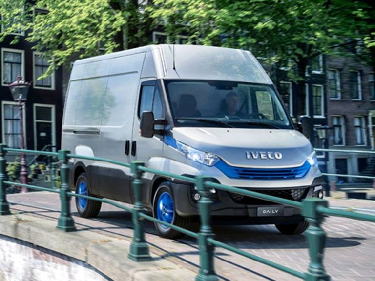 Iveco Daily: Le véhicule utilitaire de 2018 ! - Comptoir de l'Utilitaire
